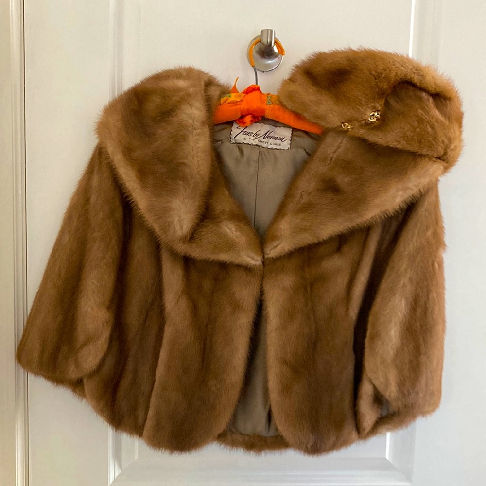 Vintage 1940’s Fur Caplet With Hat - Gem